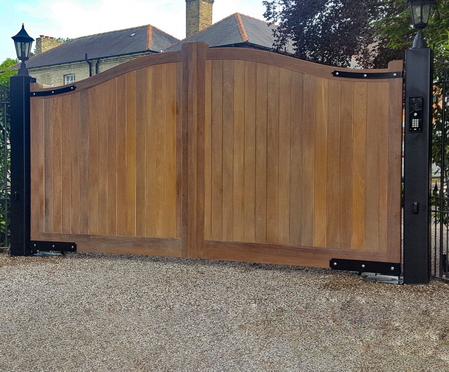 Needham Design Automatic Gates - July 2018 Cambridge - Climate Autogates