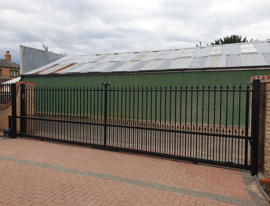 Saffron Flat Design Sliding Gate - May 2019 Wilburton - Climate Autogates