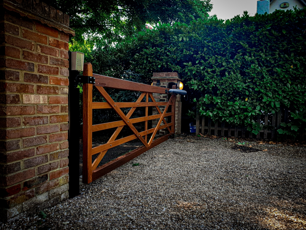 Iroko Five Bar Automatic Gate - July 2020 Great Sampford - Climate ...
