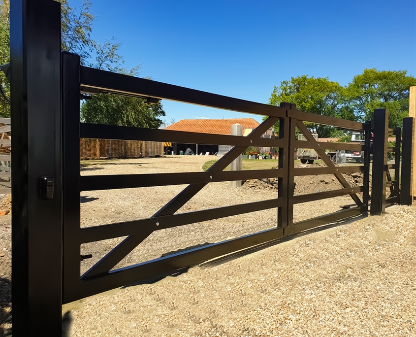 5 Bar Field Gates Archives - Climate Autogates