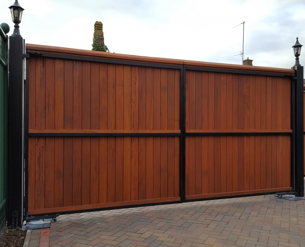 Littlebury Design Automatic Gates - February 2017 Trumpington