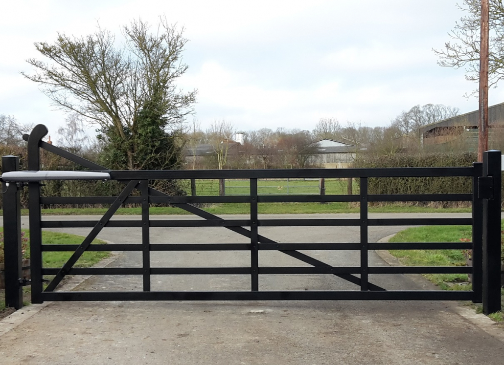 Raised Helve 6 Bar Automatic Gate - February 2015 Lavenham Suffok