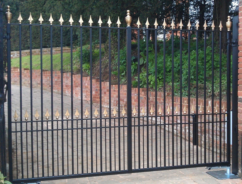 Abington Design Automatic Gates - May 2012, Stansted - Climate Autogates