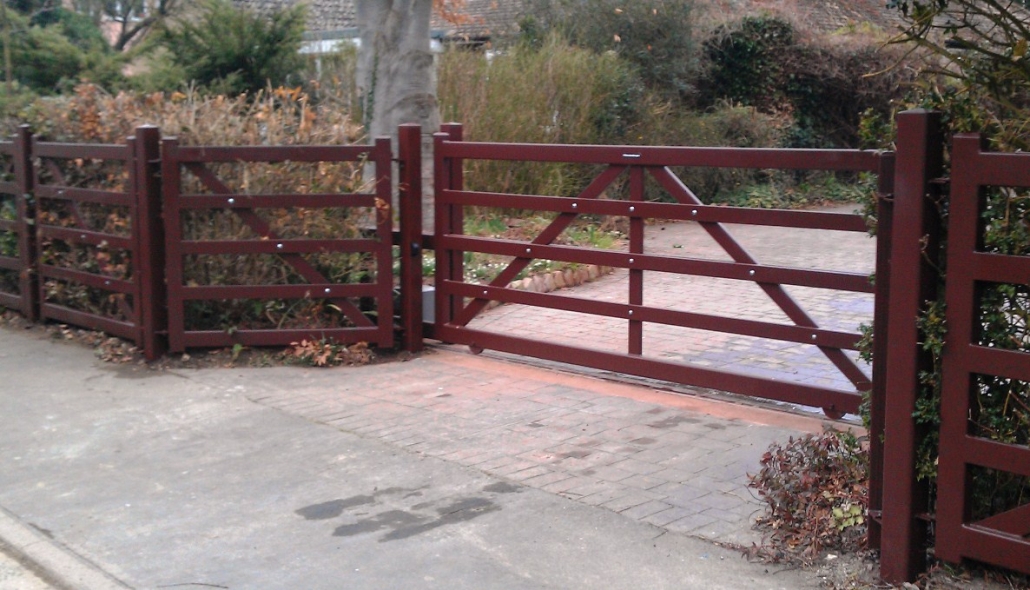 Steel Five Bar Sliding Field Gate - January 2012 Abington - Climate ...