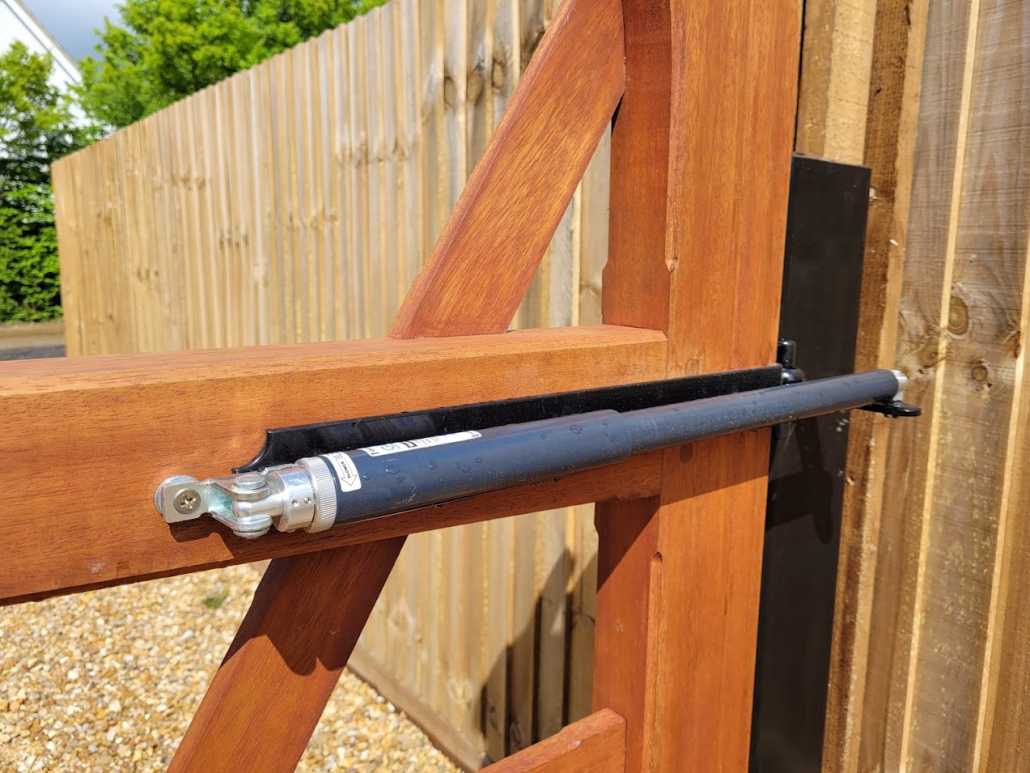 Iroko 5 Bar Raised Helve Automatic Gate - April 2022 Caldecote